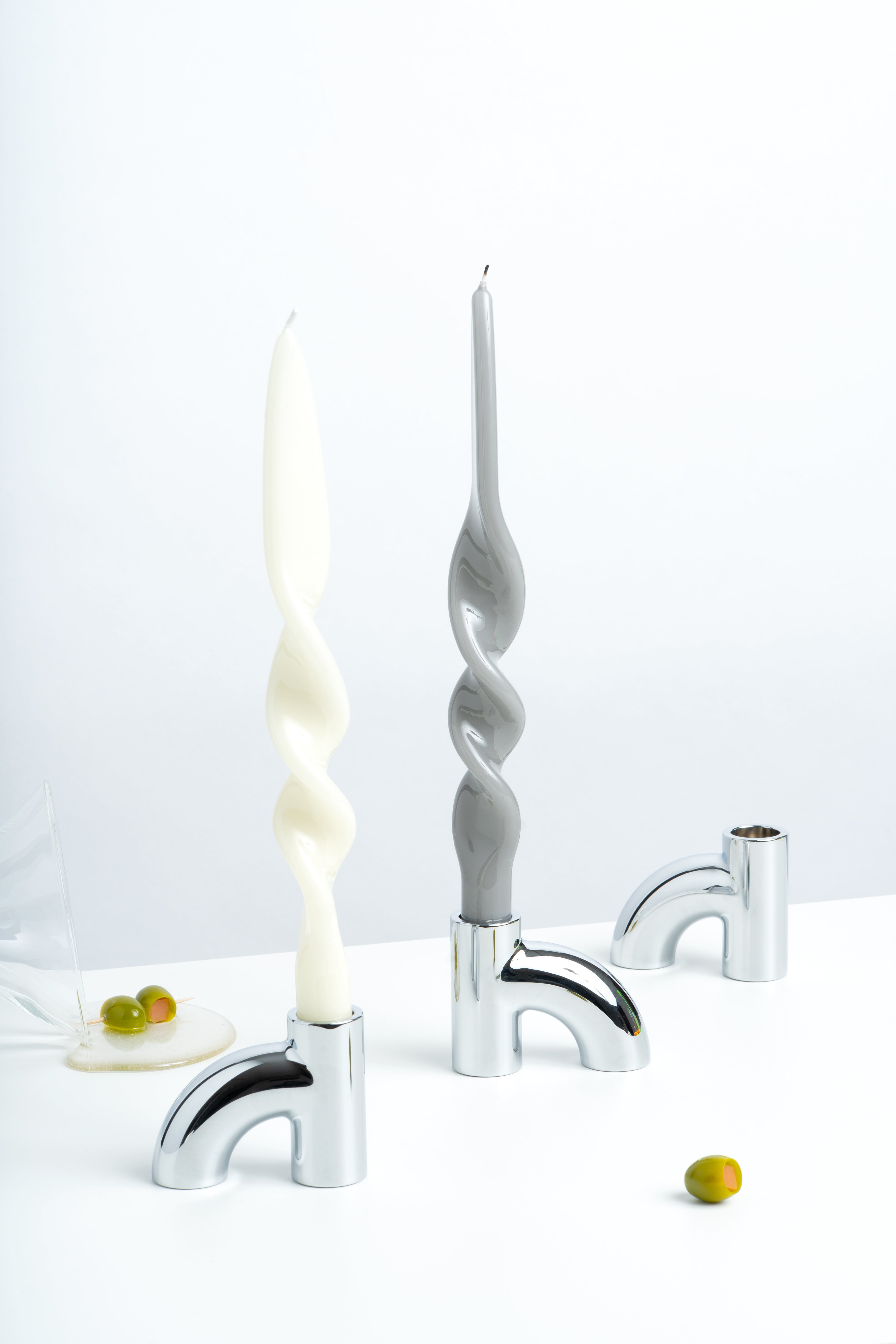 Alia, Pack A – Pon The Store