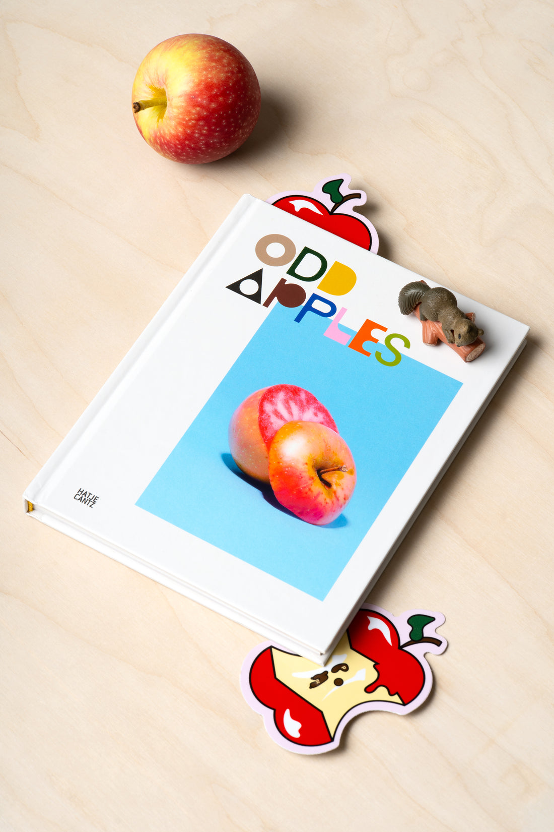 Odd Apples – Pon The Store